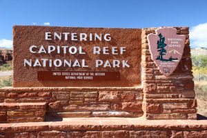 (Images) 63 National Park Entrance Signs - Iconic Symbols, Colors, And ...