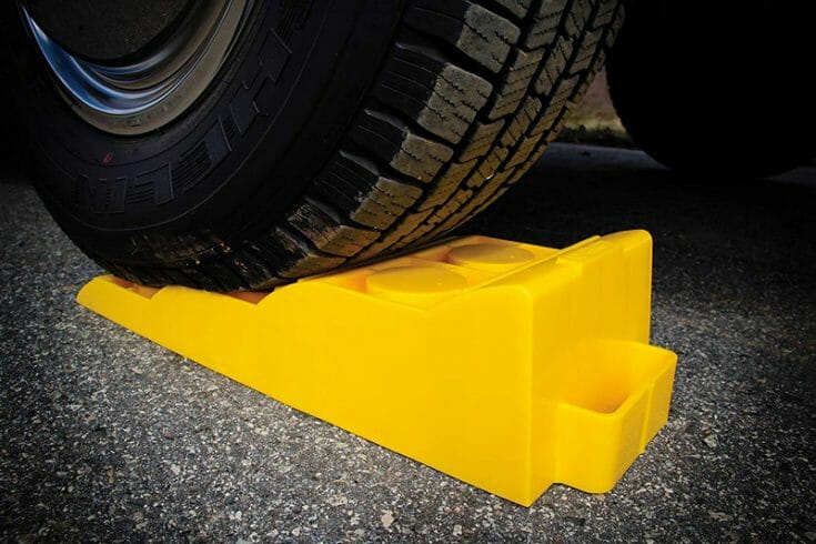 Best RV Leveling Blocks And Ramps For Your RV In 2025 (Review)