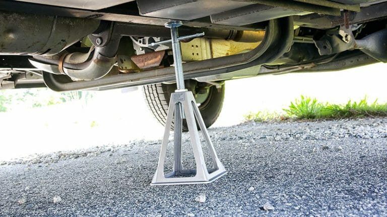 The Best RV Stabilizers For 5th Wheels And Travel Trailers In 2022 (Review)
